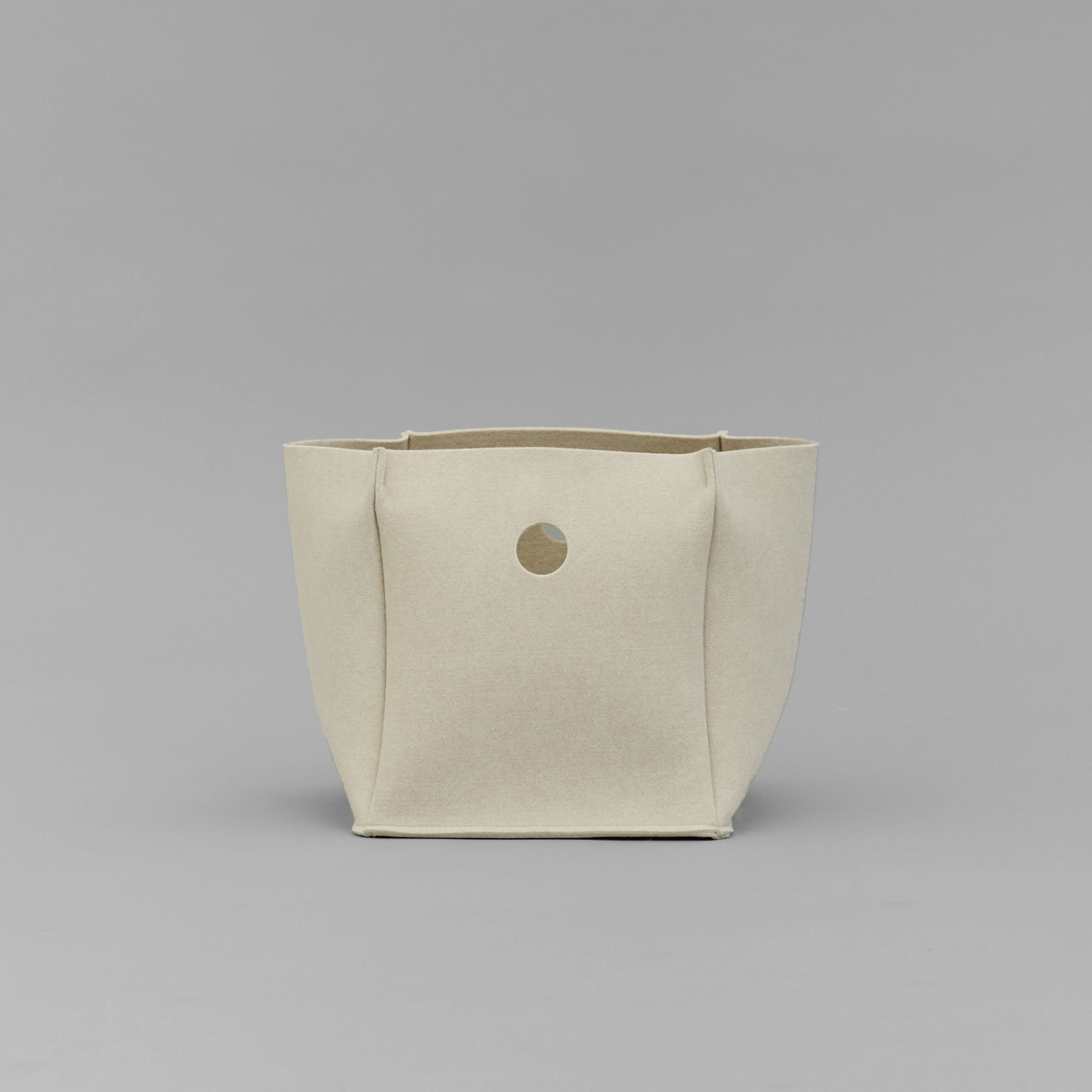 Original Felt Basket (ivory) – dchoi09
