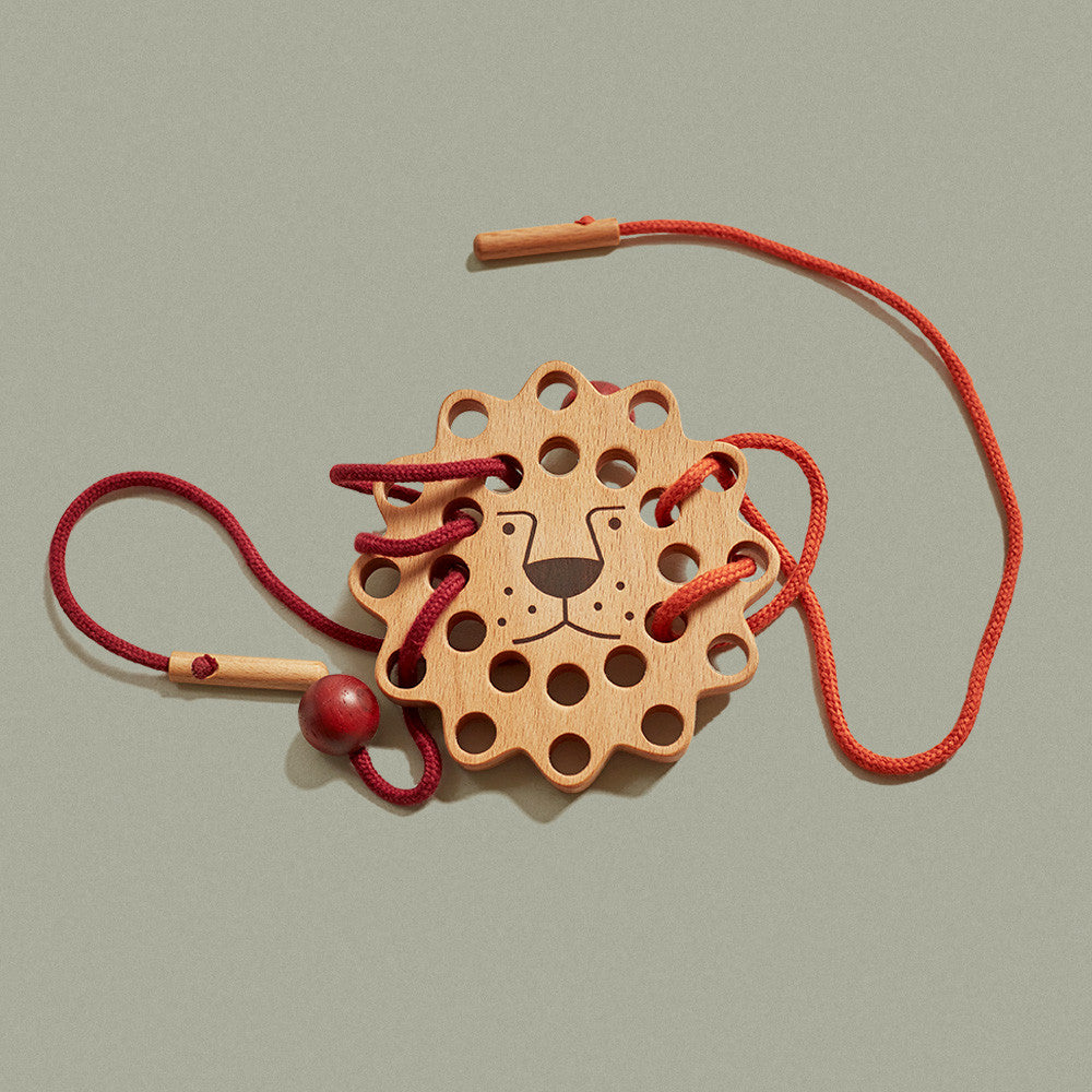 Lion Sewing – dchoi09